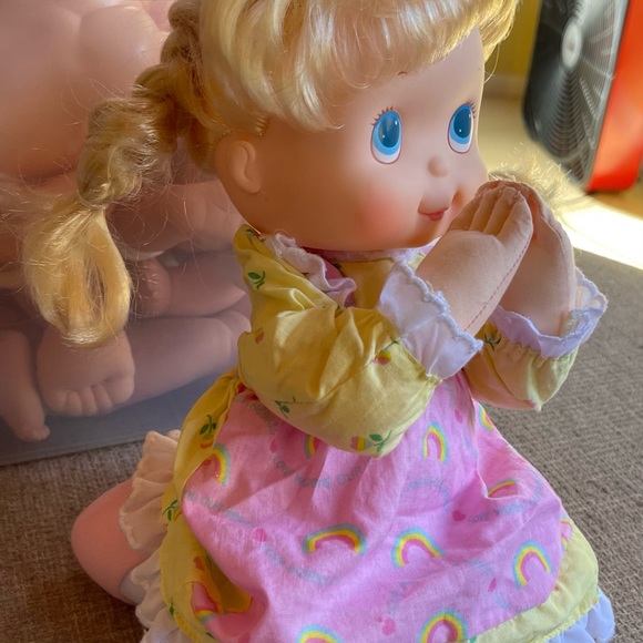 Toys | 1987 Rainbow Praying Doll Vintage 198s Tcfc Doll Blonde Blue ...